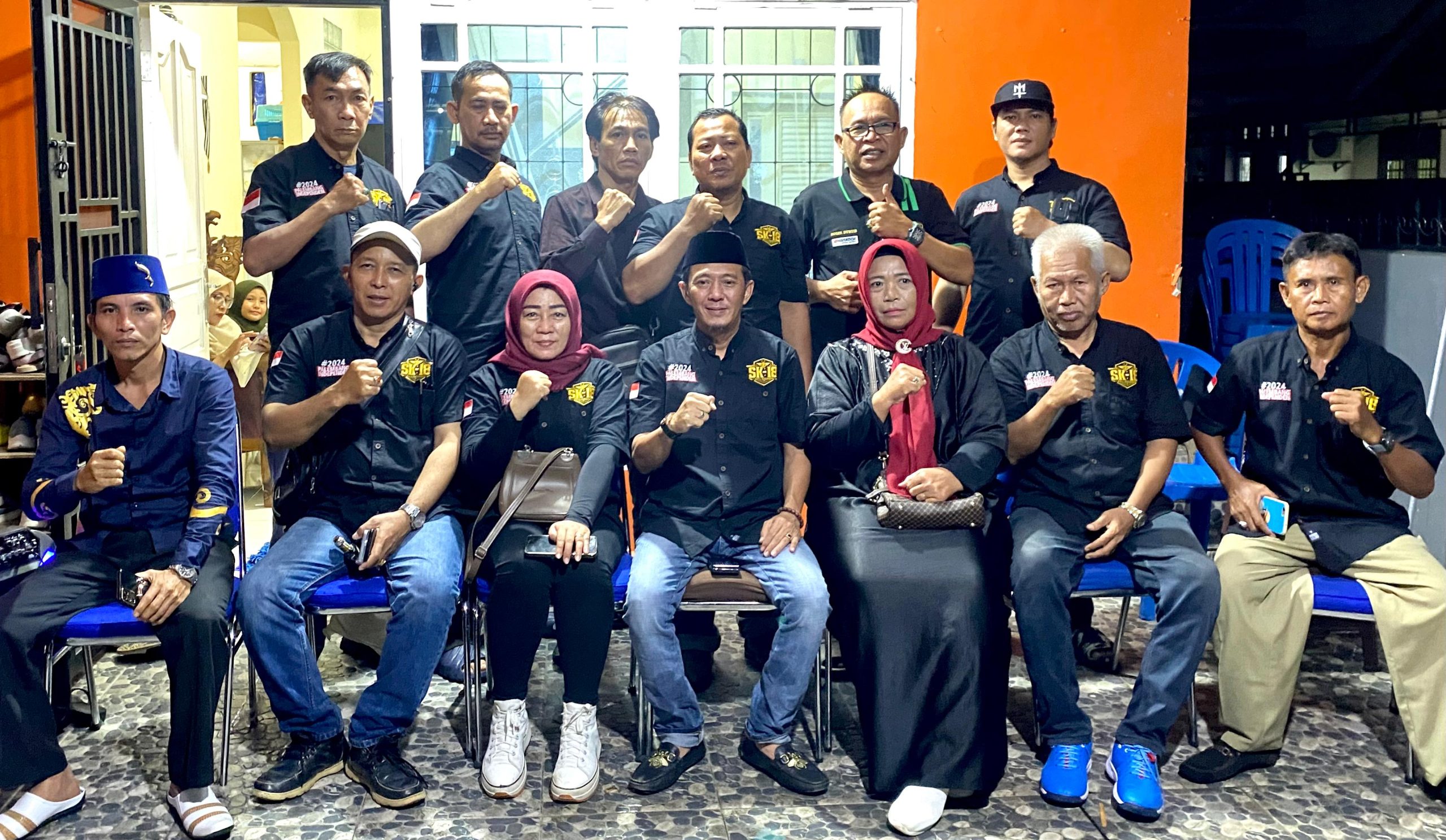 Team SK-18 Kecamatan Kunjungi Kediaman Bacawako Palembang Jalur Independen Charma Afrianto, Ada ...